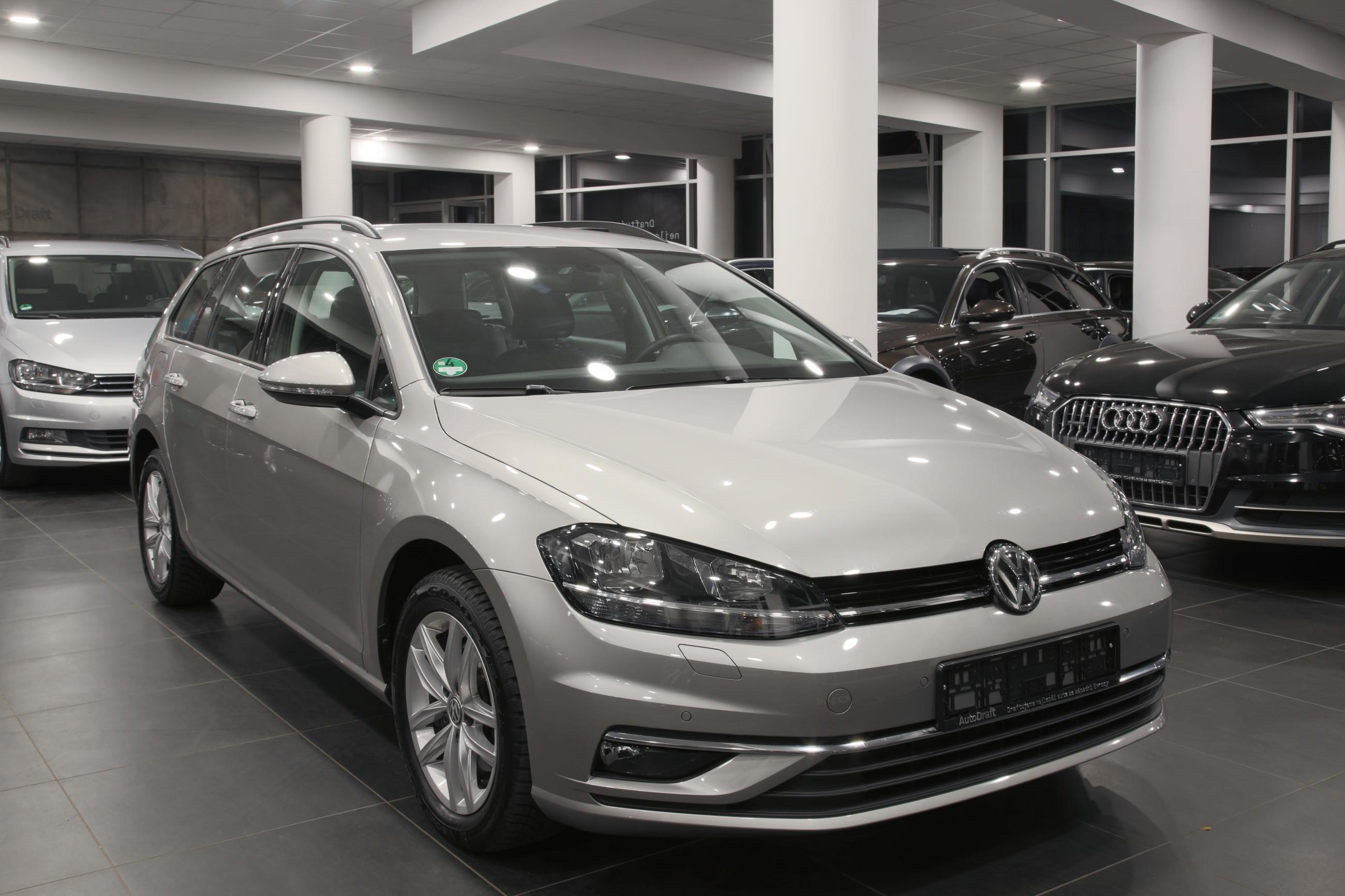 Volkswagen Golf Variant Comfortline 1.6 TDI 85kW DSG | Autodraft ČR s.r.o.