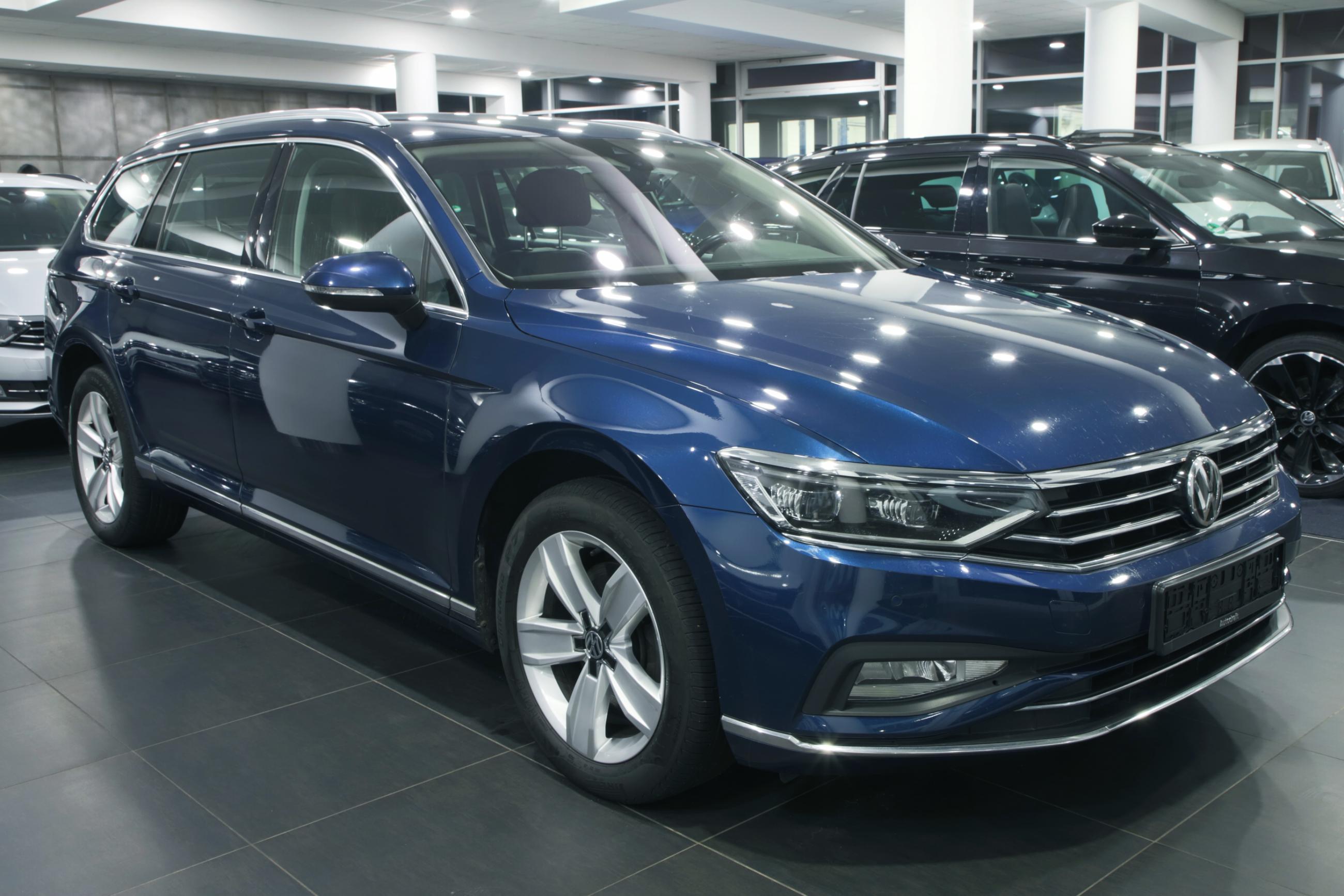 Volkswagen Passat B8 Variant Elegance 4Motion 2.0 TDI 140kW 4x4 DSG ...