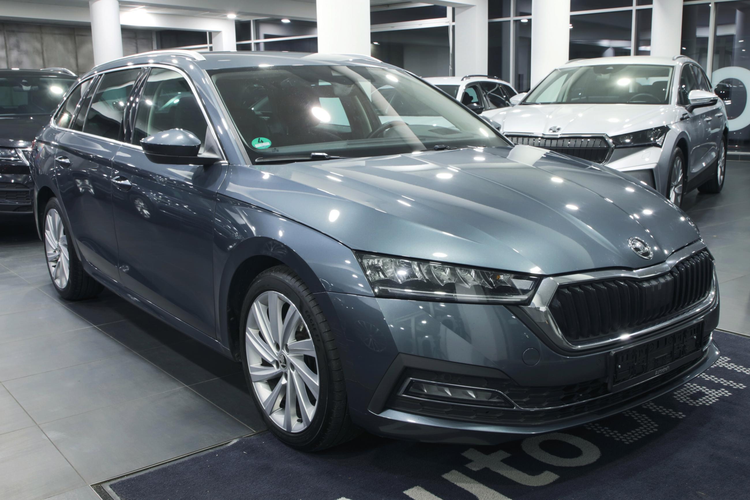 Škoda Octavia 4 Combi Style 2.0 TDI 110kW DSG / Webasto / Virtual ...