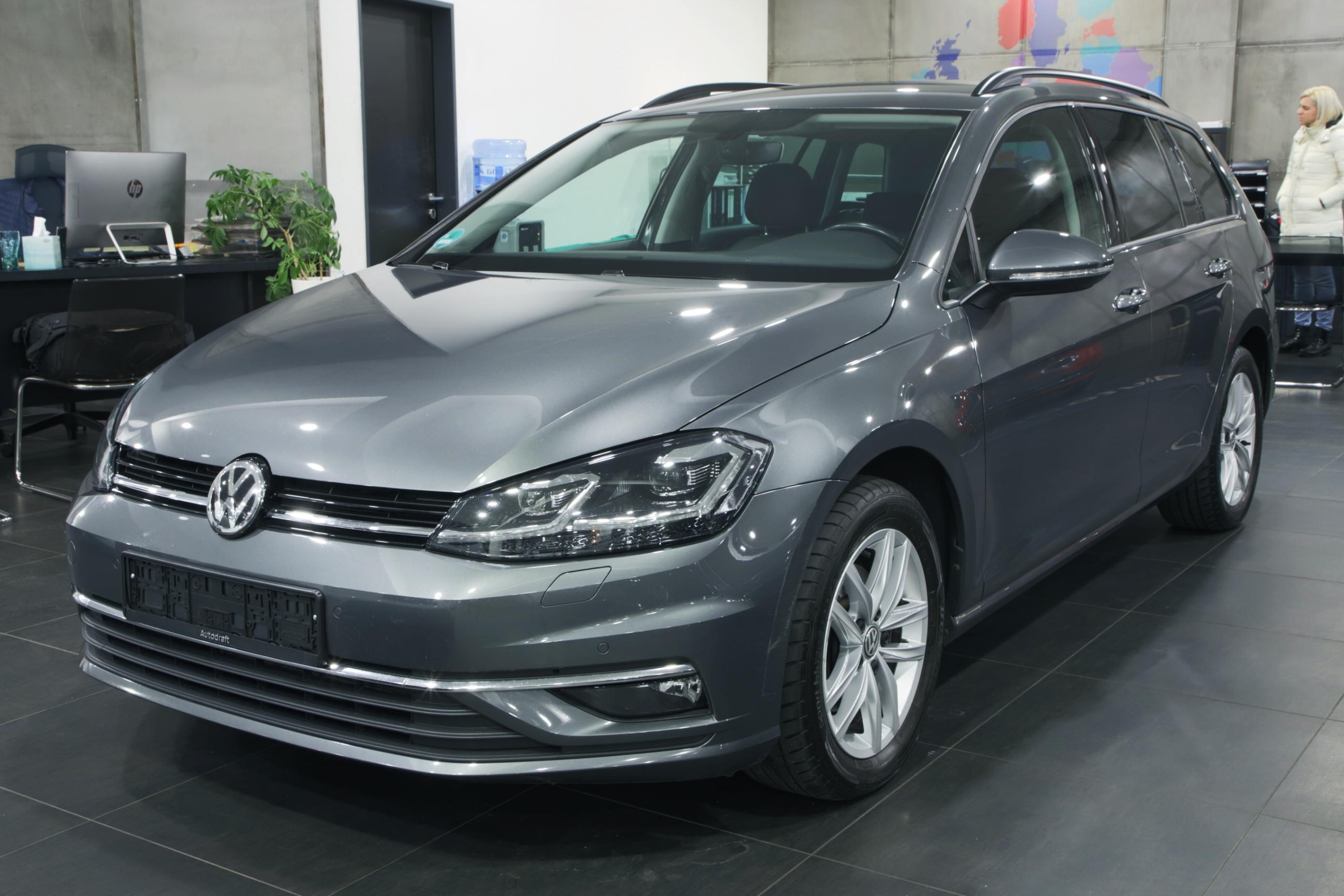 Volkswagen Golf 7 Variant Comfortline 1.5 TSI 110kW DSG / ALU 16 ...