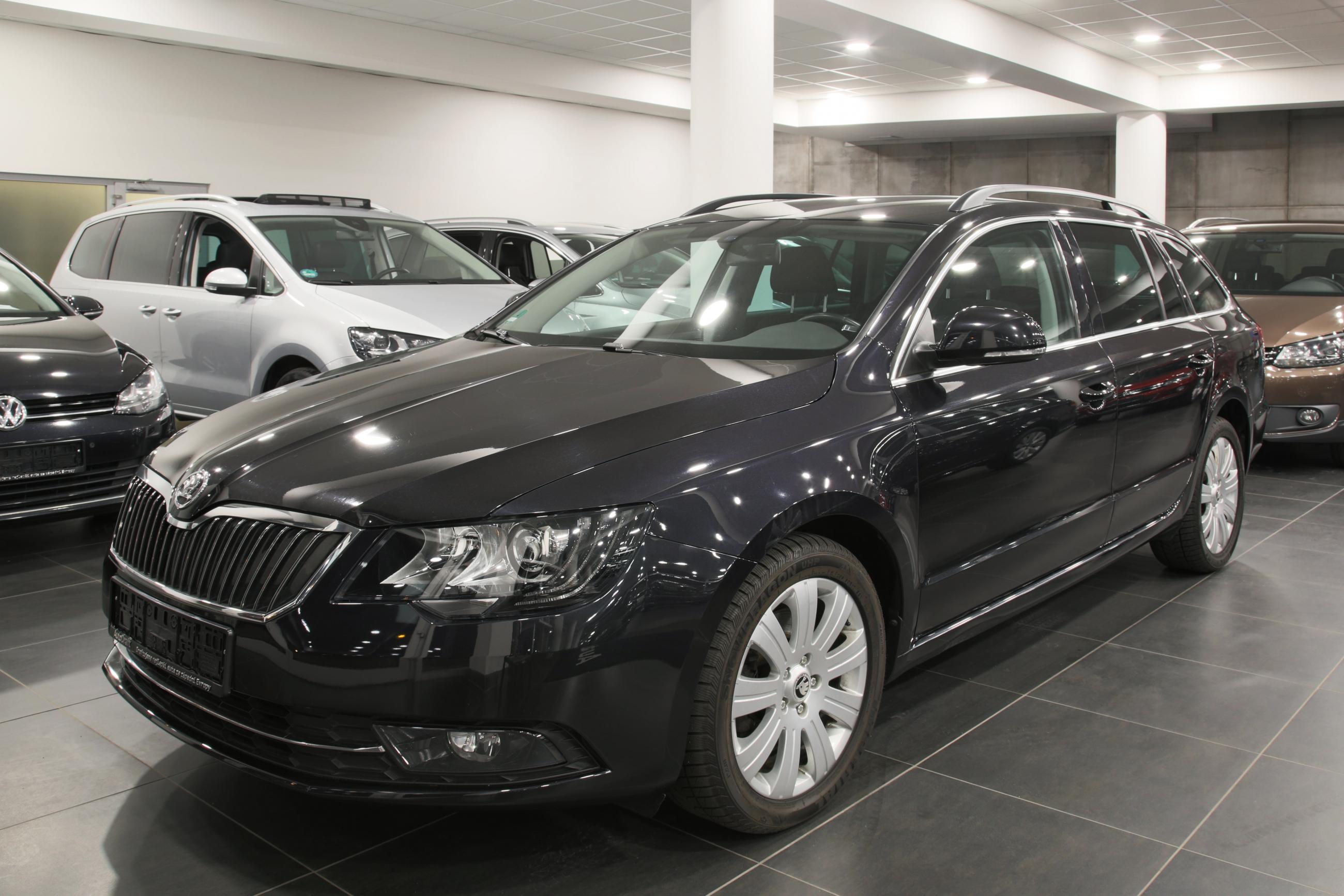 Skoda Superb Combi Ambition 2.0 TDI 125kW DSG - DPH nelze odečíst ...
