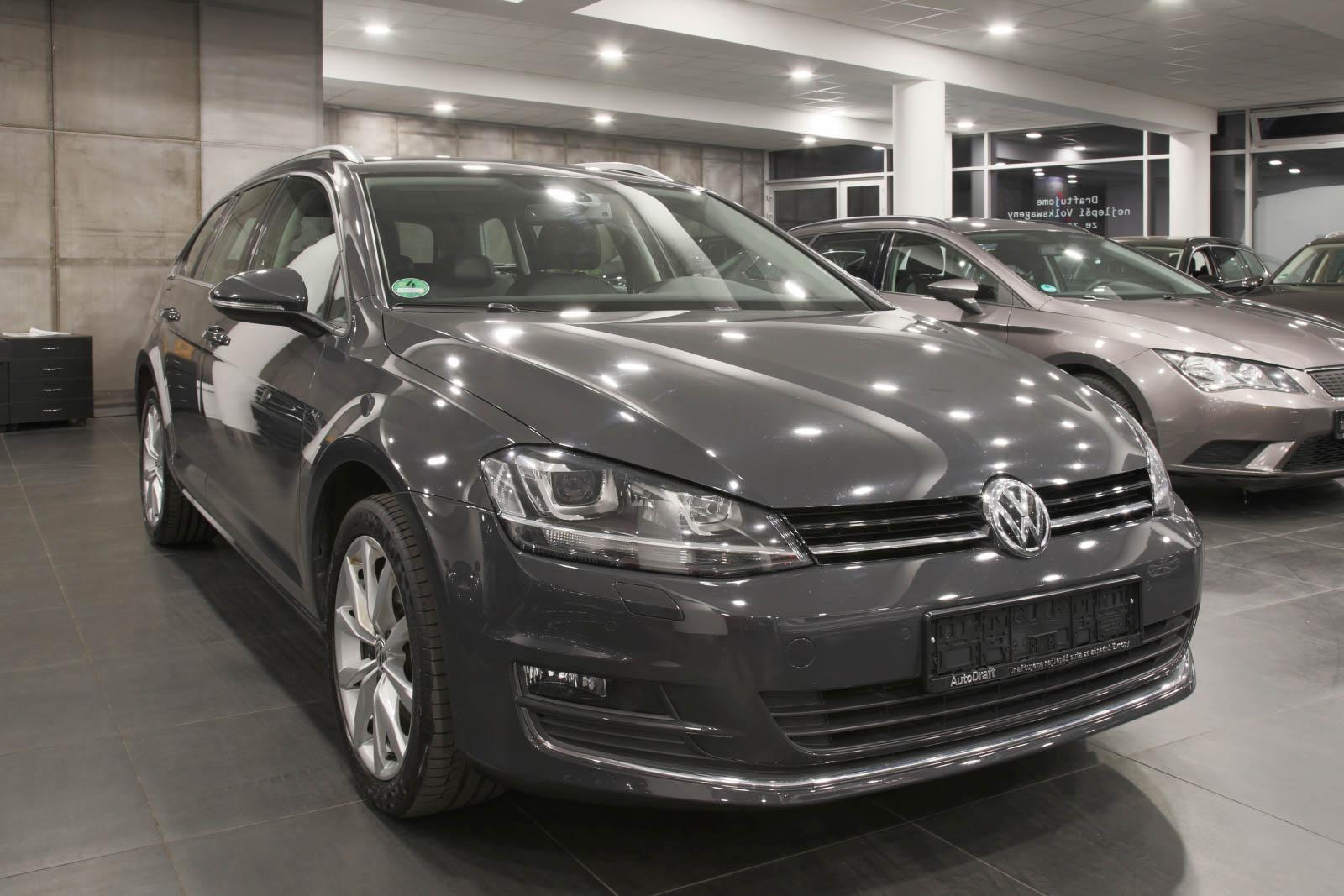 Volkswagen Golf Variant Highline 2.0 TDi DSG 110 kW | Autodraft