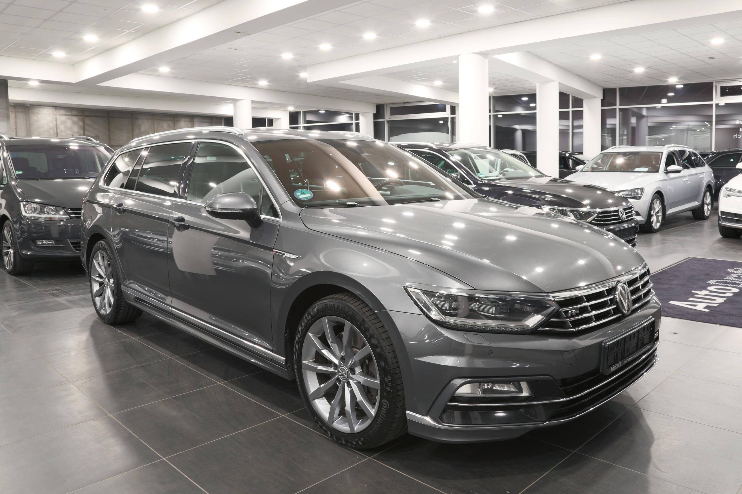 Volkswagen Passat Variant Highline 4Motion 2.0 TDI 176kW DSG R-Line ...