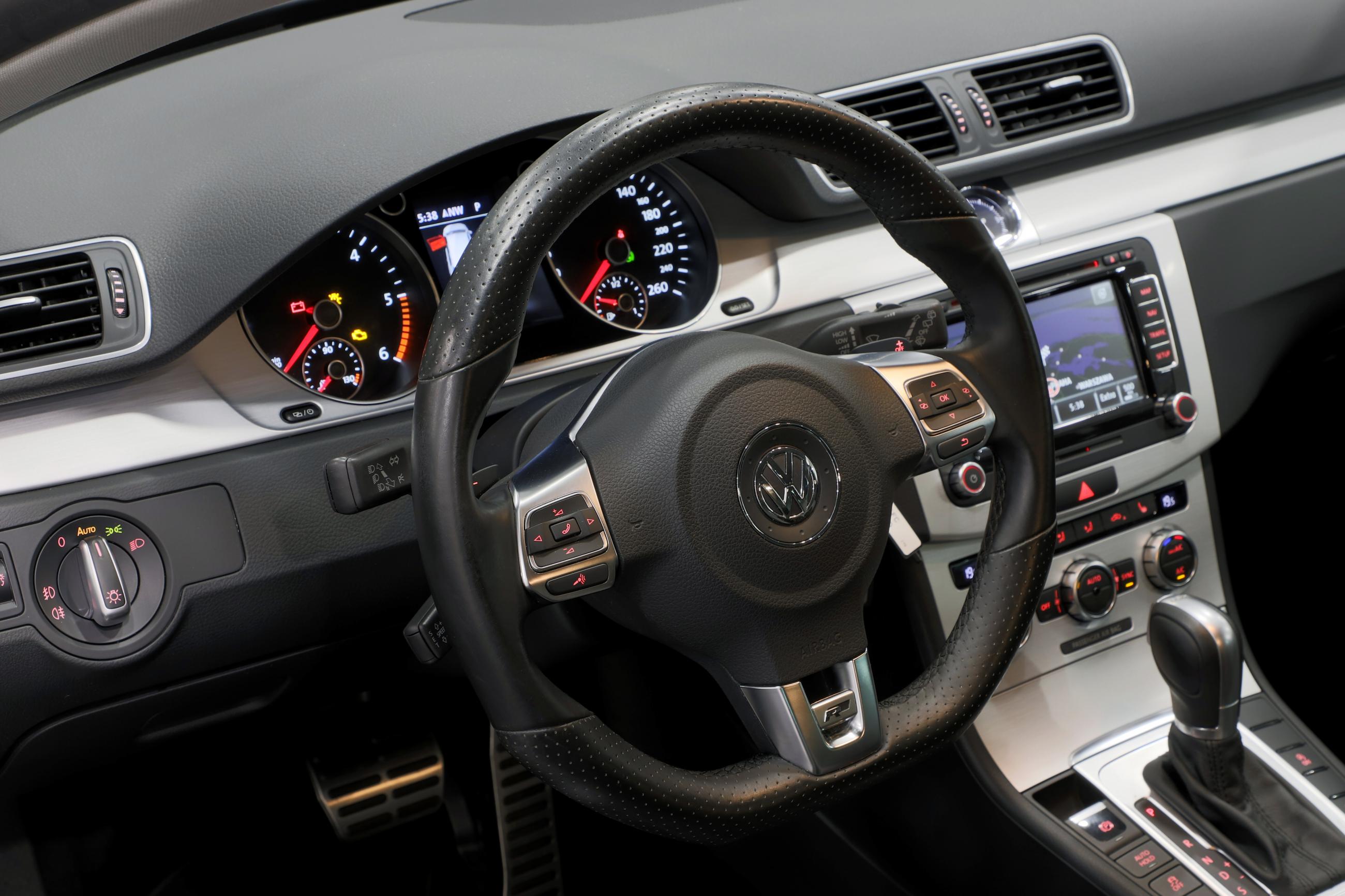 Volkswagen Passat B7 Variant R-Line 2.0 TDI 130kW DSG | Autodraft