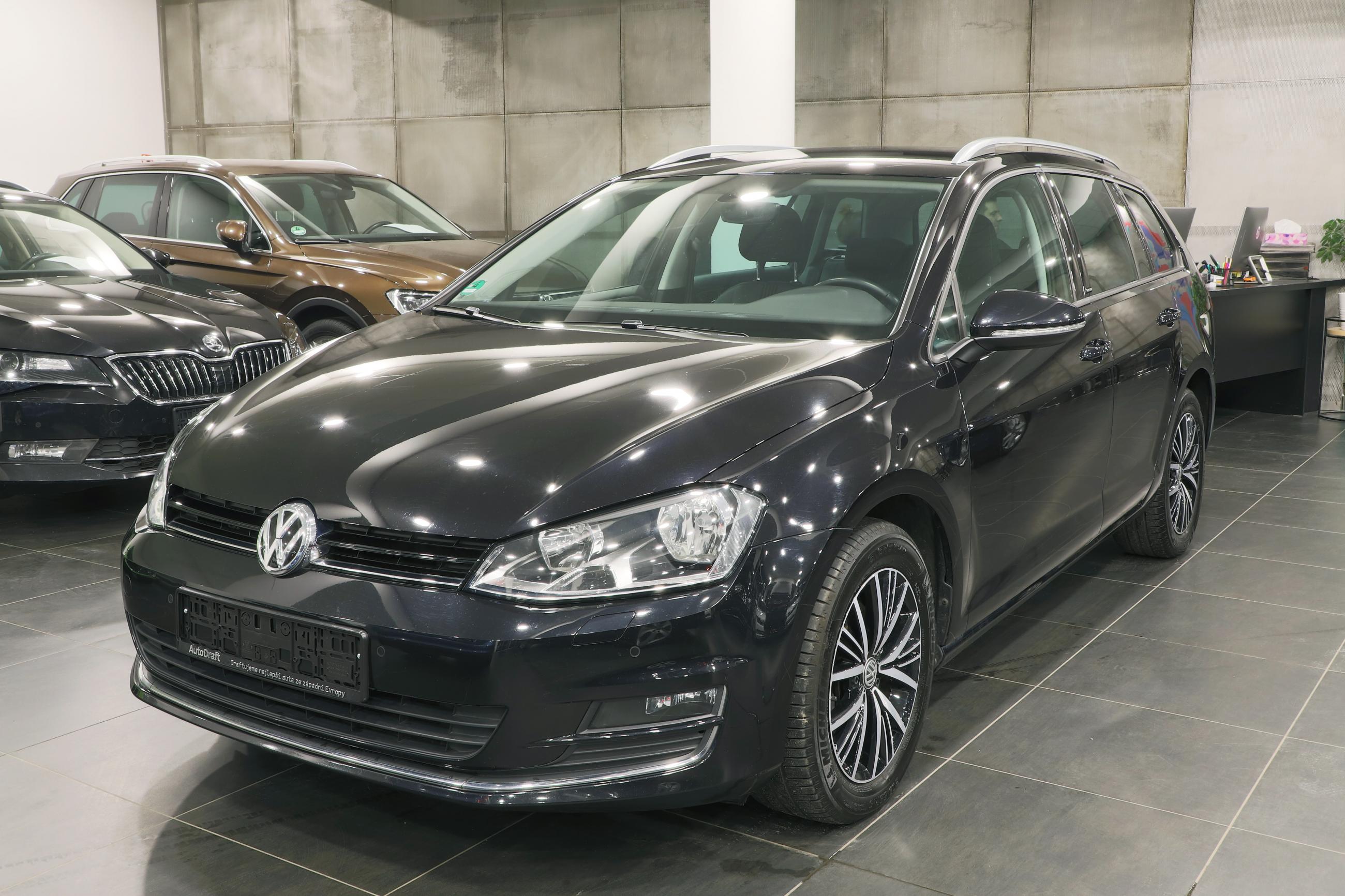Volkswagen Golf 7 Variant Comfortline 2.0 TDI 110kW DSG | Autodraft