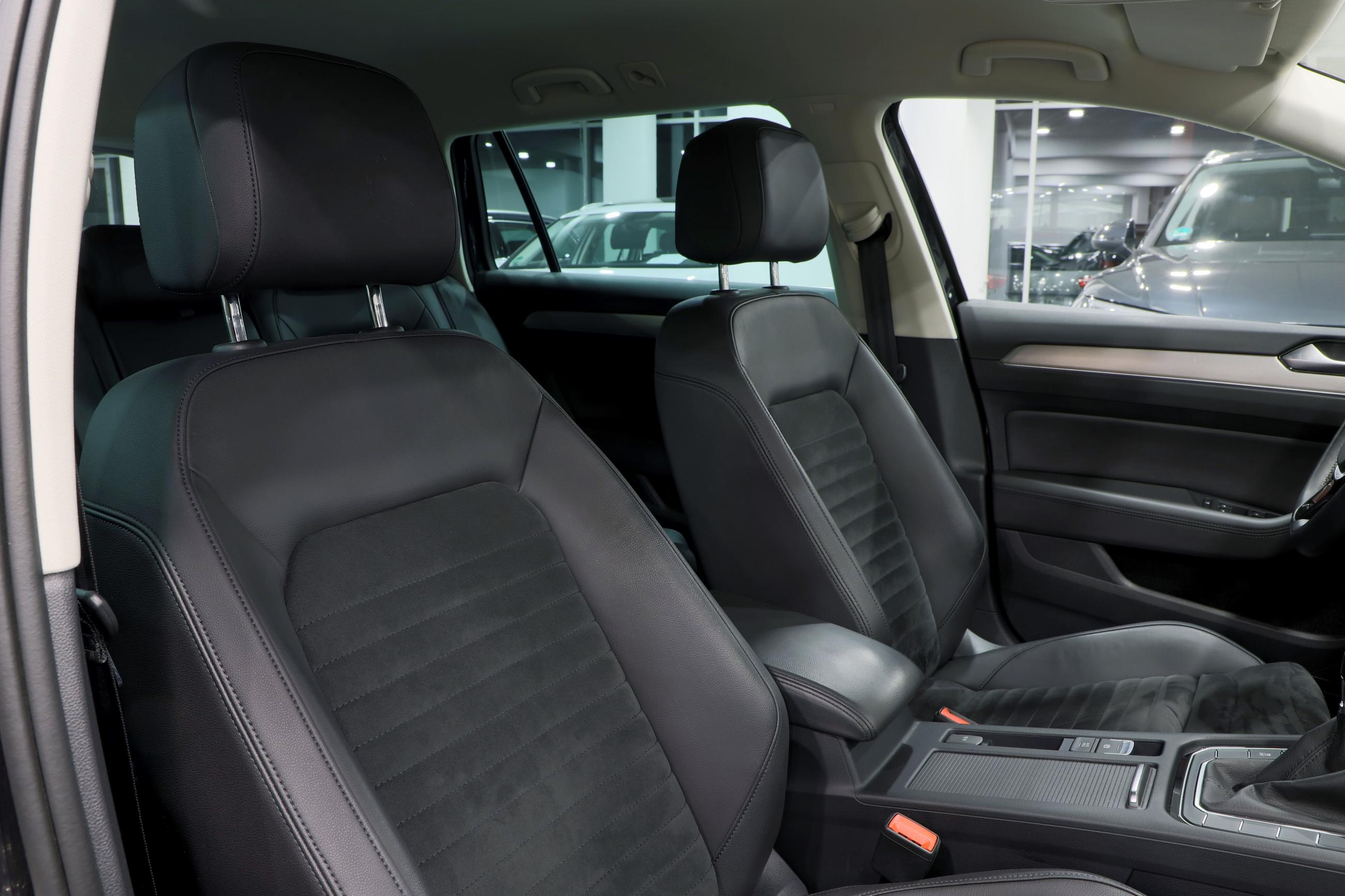 Volkswagen Passat B8 Variant Highline 2.0 TDI 140kW R-Line | Autodraft