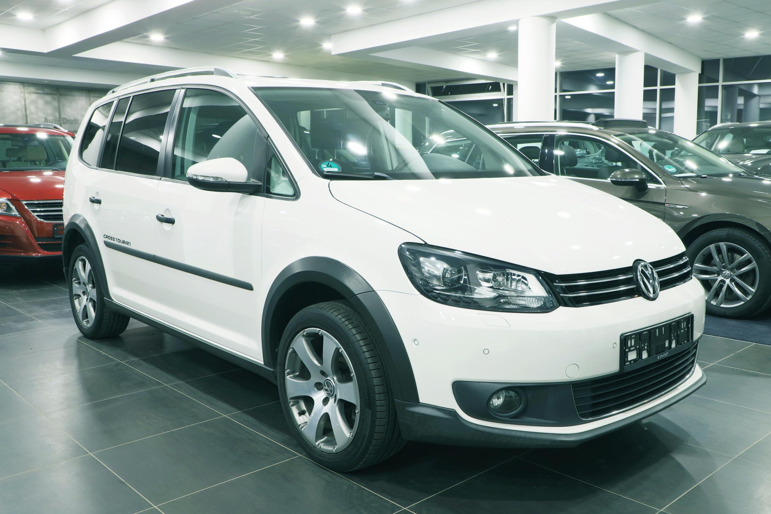 Volkswagen Touran Cross 2.0 TDI 103kW DSG | Autodraft