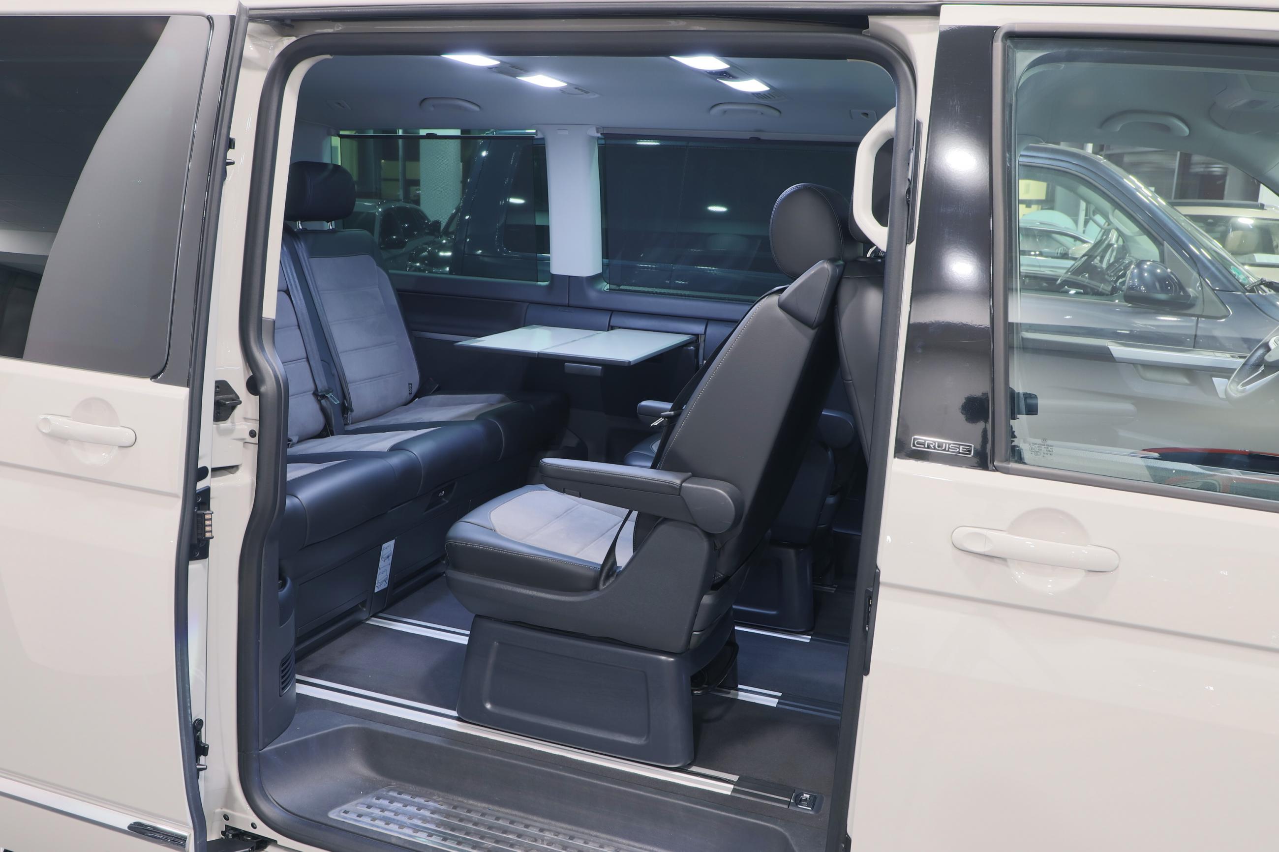 Volkswagen Multivan Cruise 2.0 TDI 146kW DSG 4x4 / Digital Cockpit ...